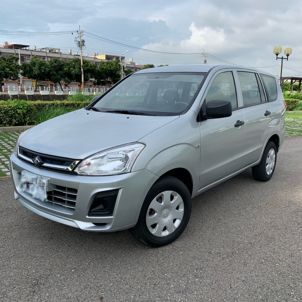Mitsubishi 2015 Zinger 2.4精緻型 | 中古行情 - Yahoo奇摩汽車機車